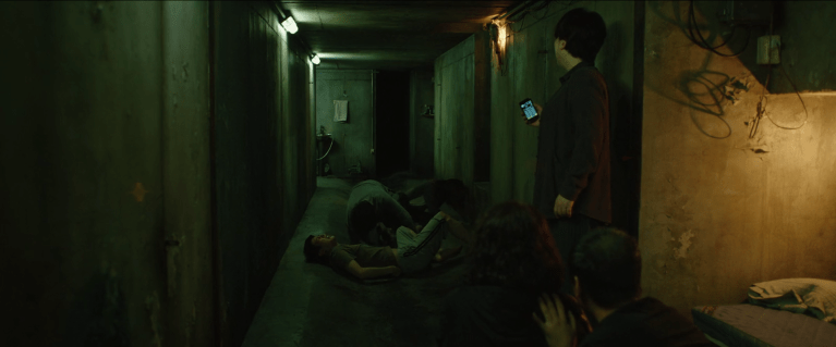 Parasite – Archive of the Architecture of the Feminine Body in ...